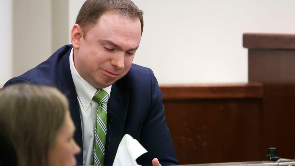 Former cop Aaron Dean tells jurors at murder trial ‘the gun was pointed ...