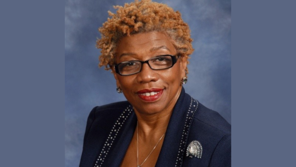 Superb Woman: Rev. Dr. Ouida Lee - I Messenger