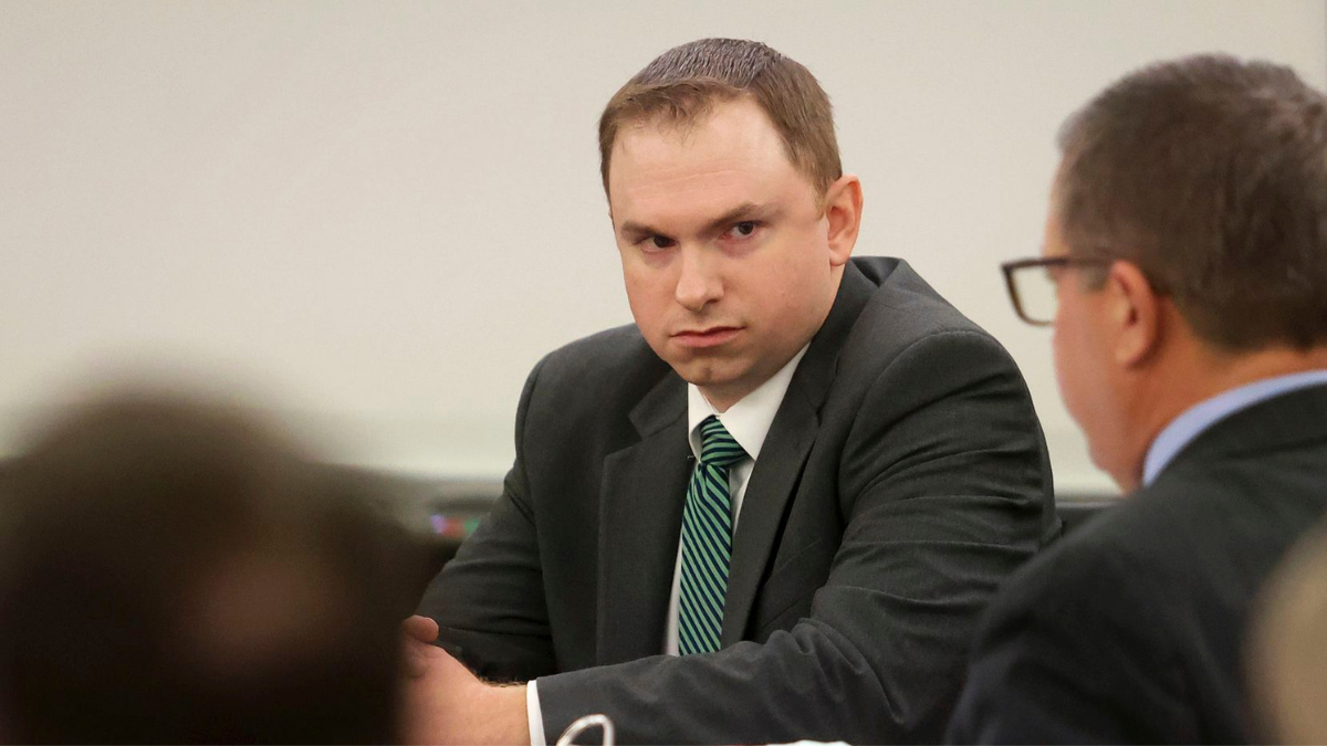 Fort Worth officer testifies about the night Aaron Dean shot and killed ...