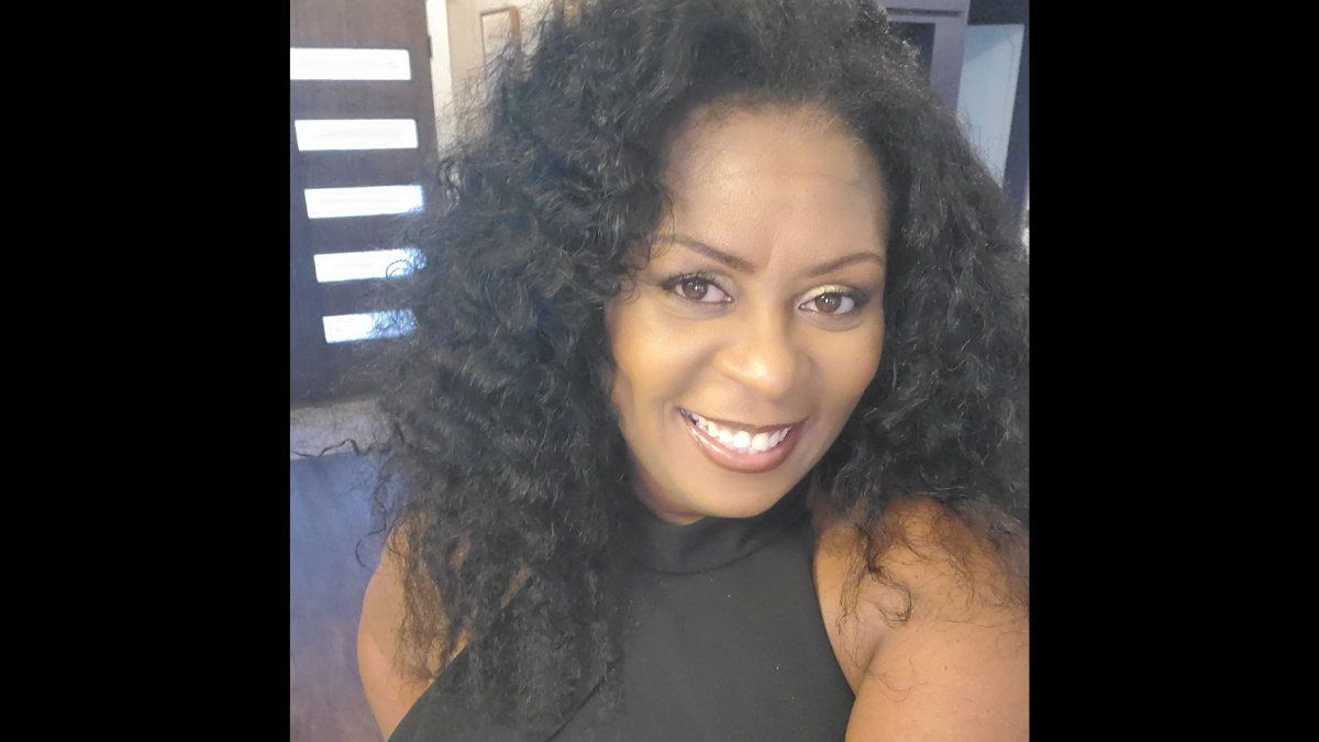 Superb Woman: Sherry Demeritte - I Messenger