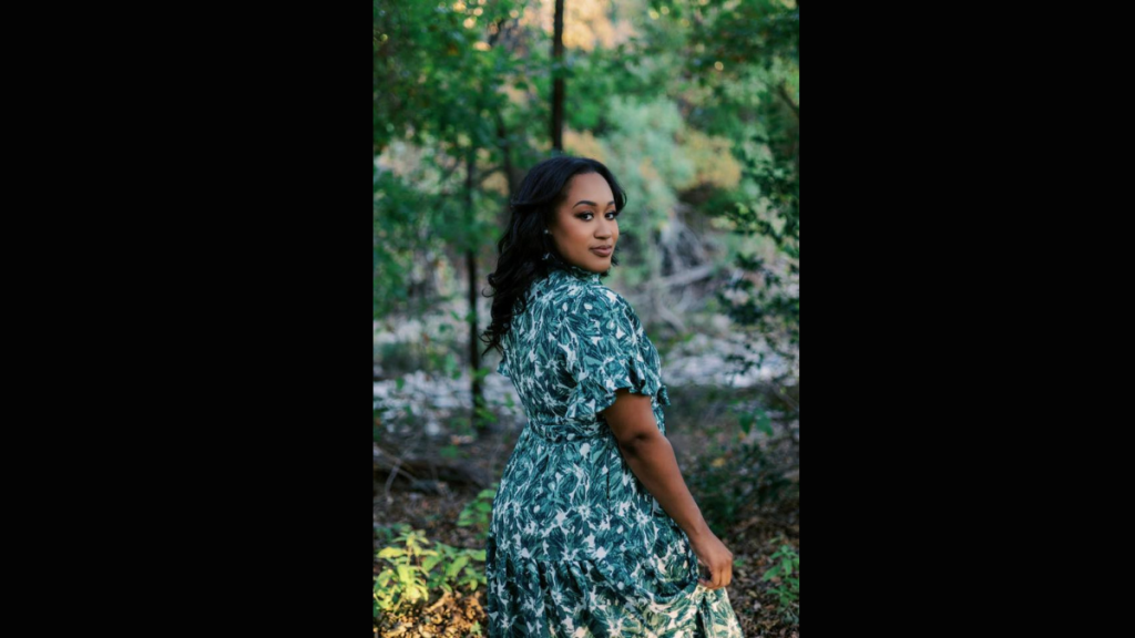 Superb Woman: Melanie Guthrie Sanders - I Messenger